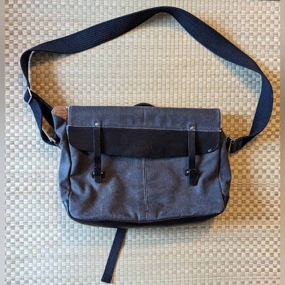 Timbuk2 | Bags | Timbuk2 Distilled Collection Canvas Leather Messenger ...